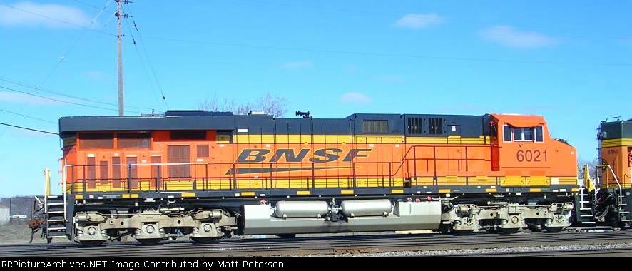 BNSF 6021